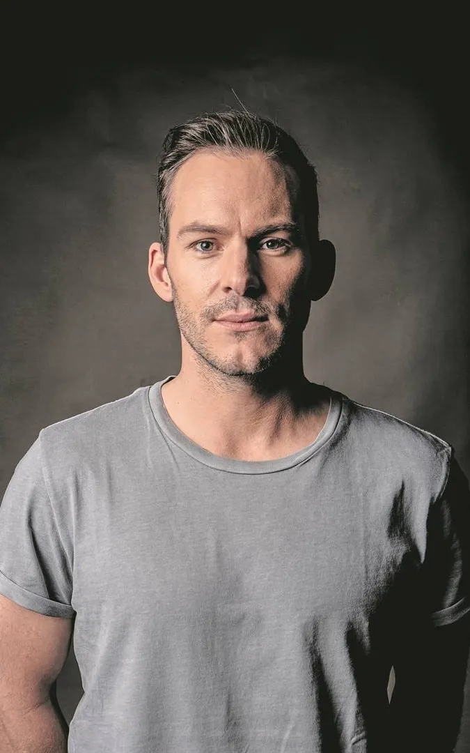 Binnelanders · Nuxt Movies